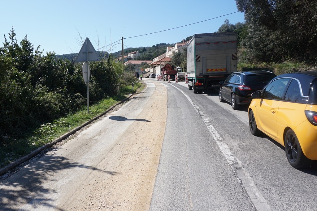 Mali Zaton dobiva 800 metara nove vodovodne mreže | Grad Dubrovnik